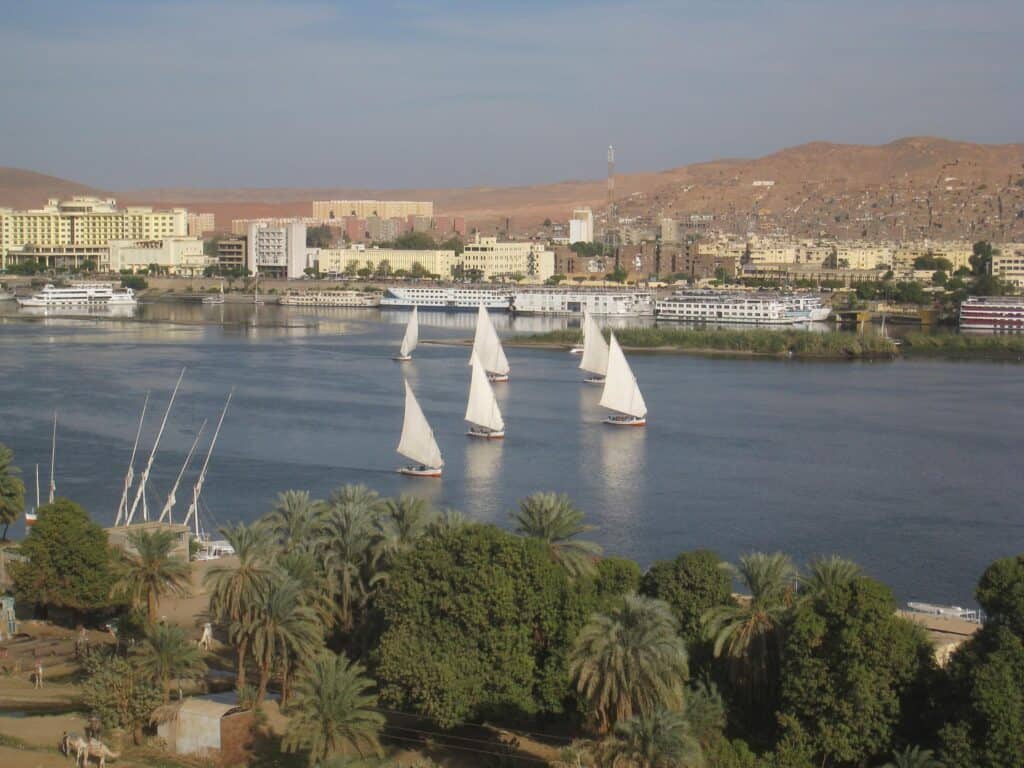 Aswan Travel Guide - Go Backpacking