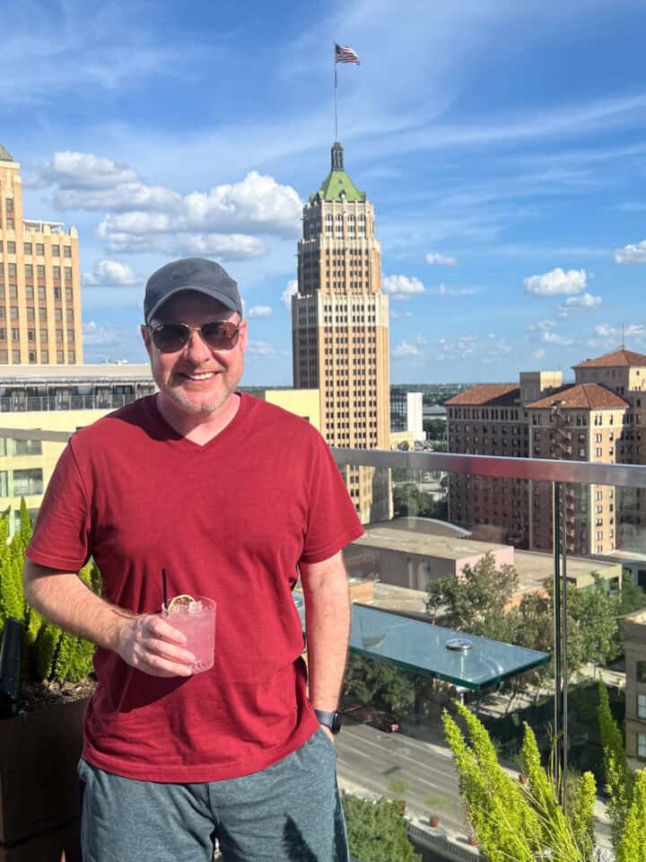 San Antonio Weekend Itinerary: From the Alamo to Caverns